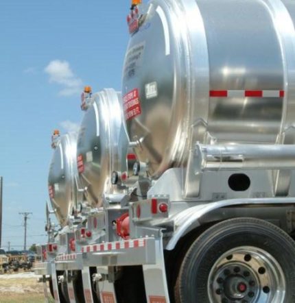 Crude Oil Trailers - Transcourt Inc.